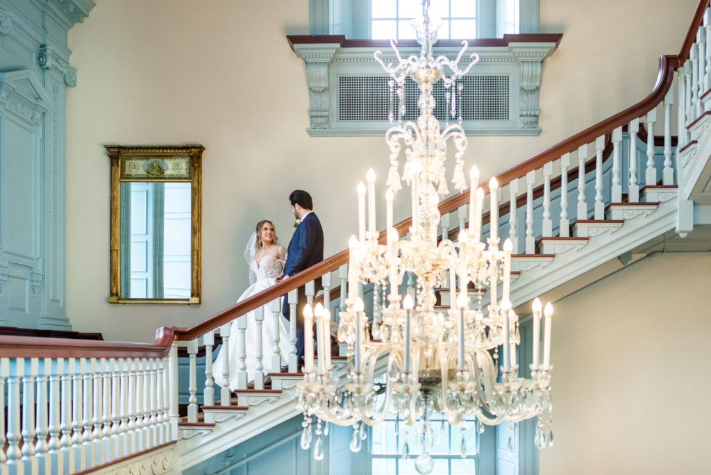 classic-timeless-dearborn-henry-ford-museum-lovett-hall-wedding-photo ...